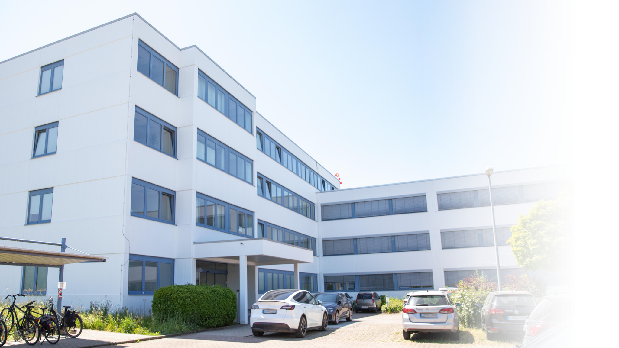 Karriere und Jobs – Benefits & Stellenanzeigen | abasoft